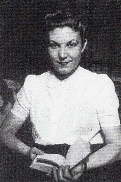 Maria Salvo, 98 ans, lève toujours le poing - Le Zéphyr